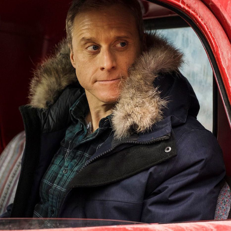 Quién es Alan Tudyk, el actor que interpreta al señor Darling en 'Peter ...