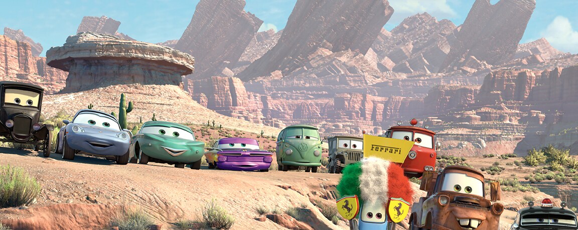 Quiénes hacen las voces de todos los personajes de Cars | Disney Latino