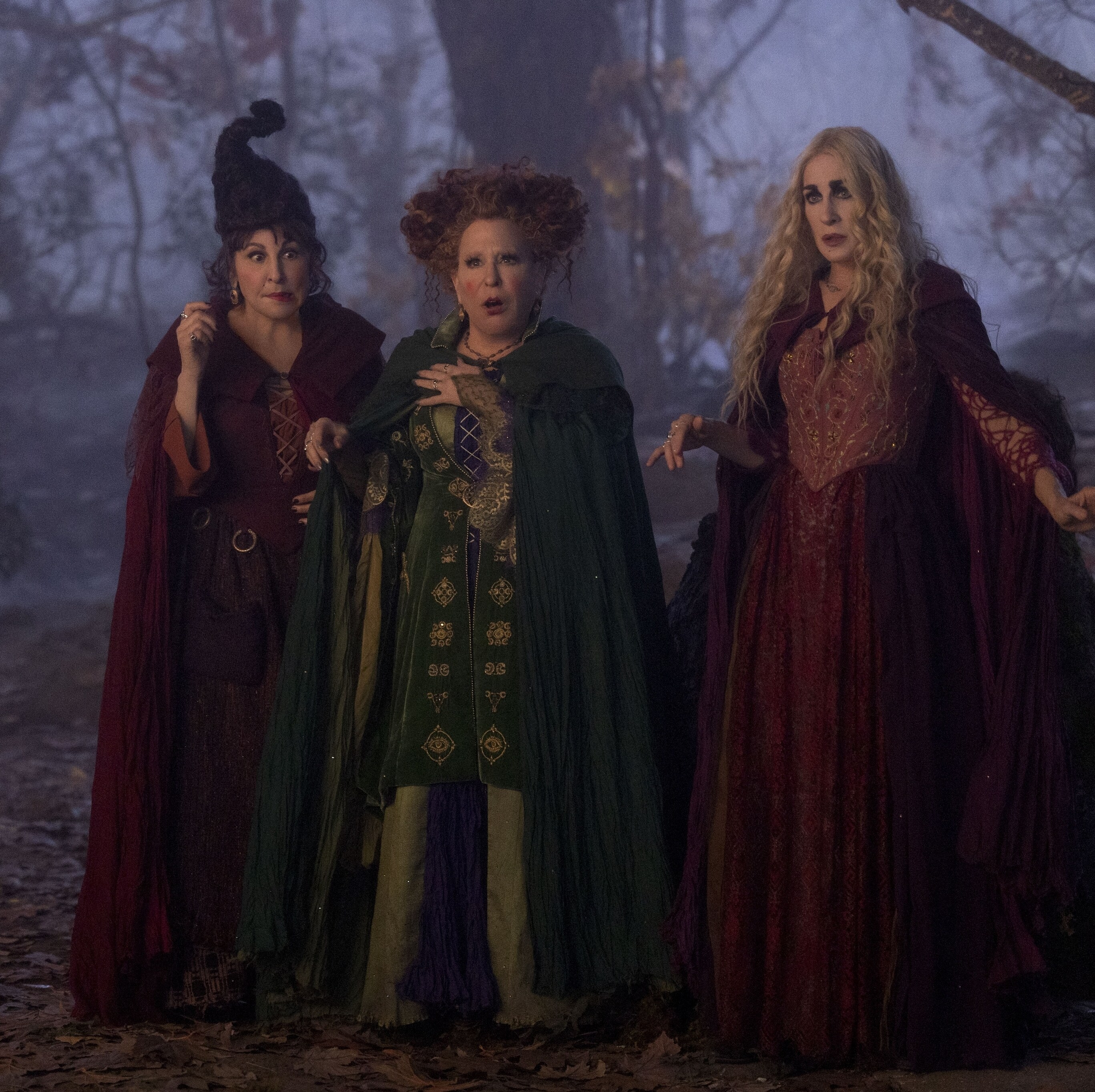 Onde assistir a 'Abracadabra 2' online? | Disney Brasil