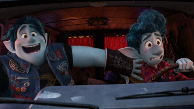 Unidos - Tráiler oficial #4 | Unidos | Disney Latino