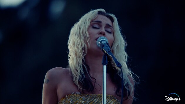 The Climb | Miley Cyrus – Endless Summer Vacation (Backyard Sessions) | Disney+ | Disney Brasil
