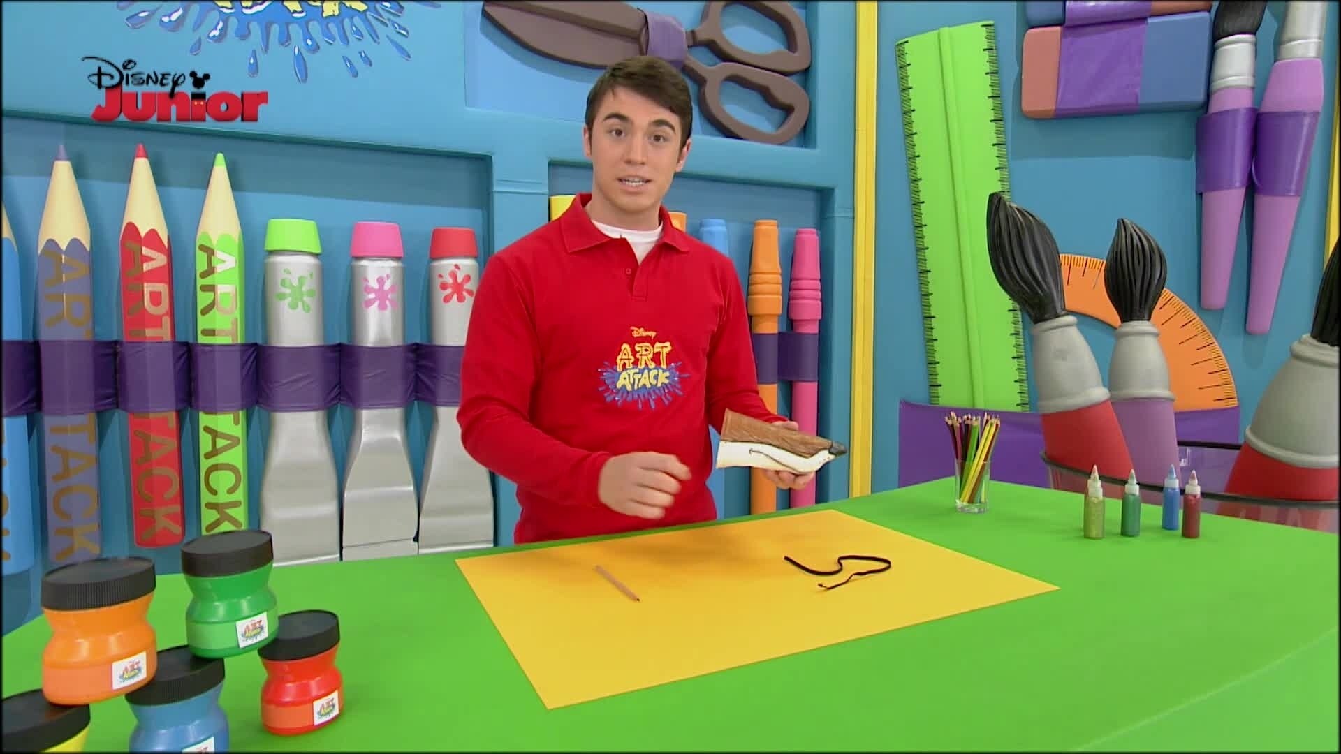 Art Attack | Disney Junior
