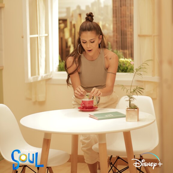 Greeicy Rendón protagoniza el video musical de Así es la vida, la ...